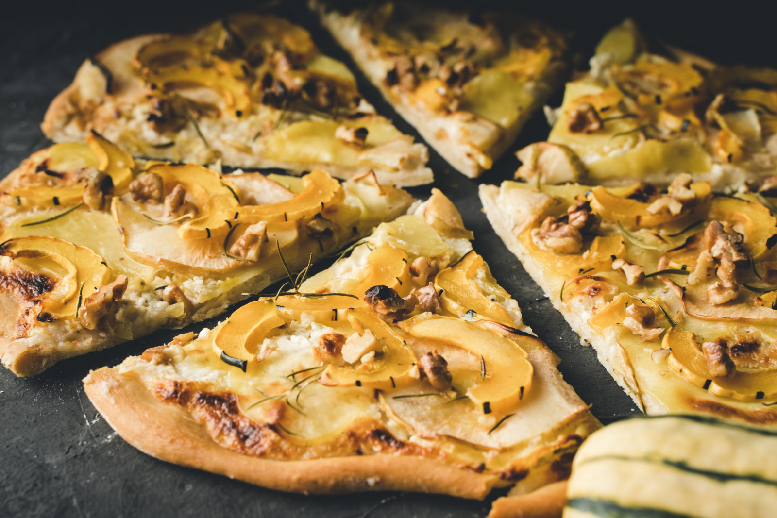 cuddling_carrots_-37 | CUDDLING CARROTS